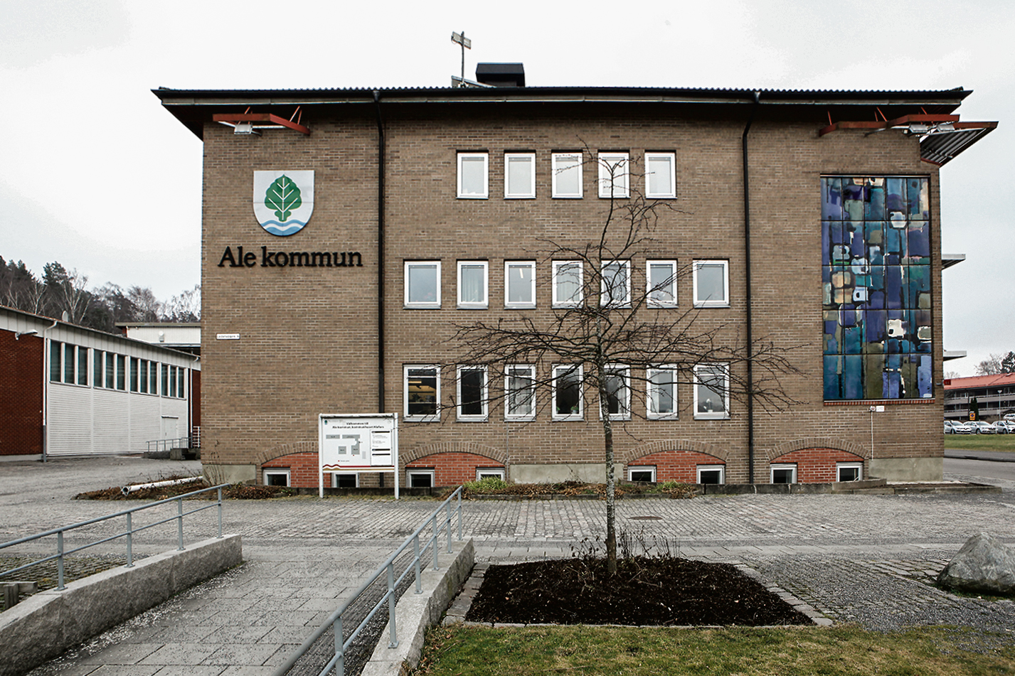 v1223 Kommunhus i Alafors kopiera - Alekuriren - Alekuriren